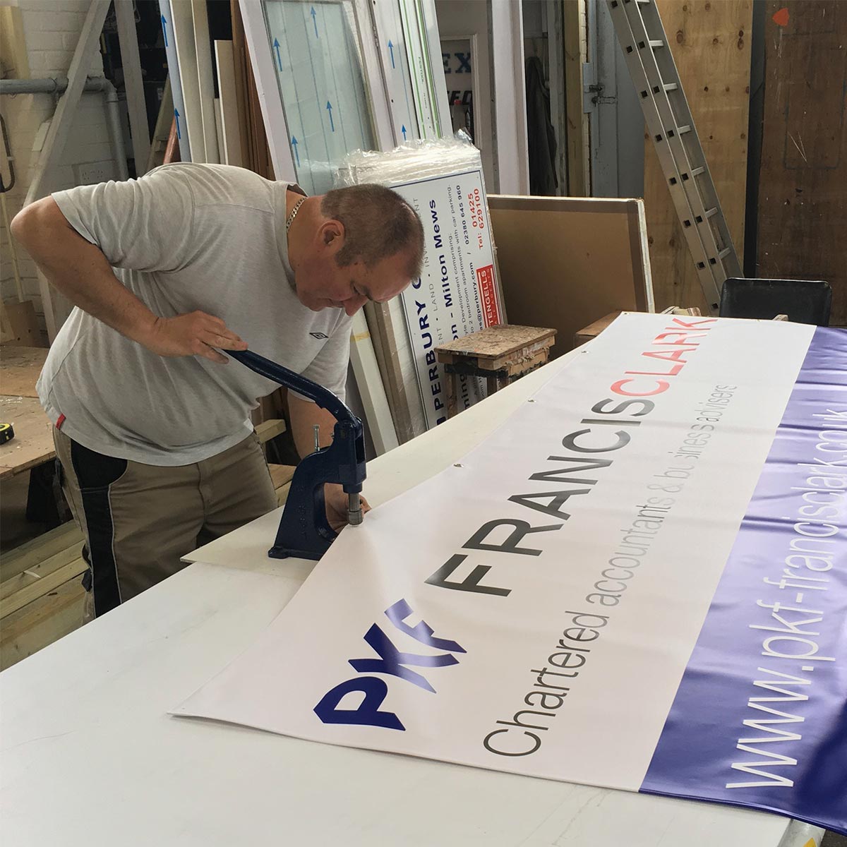 Lush Signs New Milton | A family run signwriting business