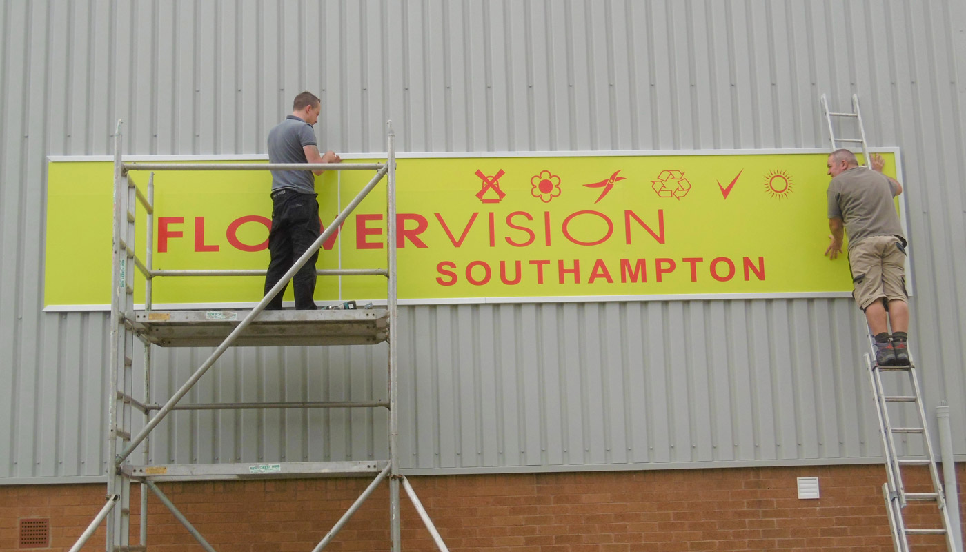 Lush Signs New Milton | A family run signwriting business
